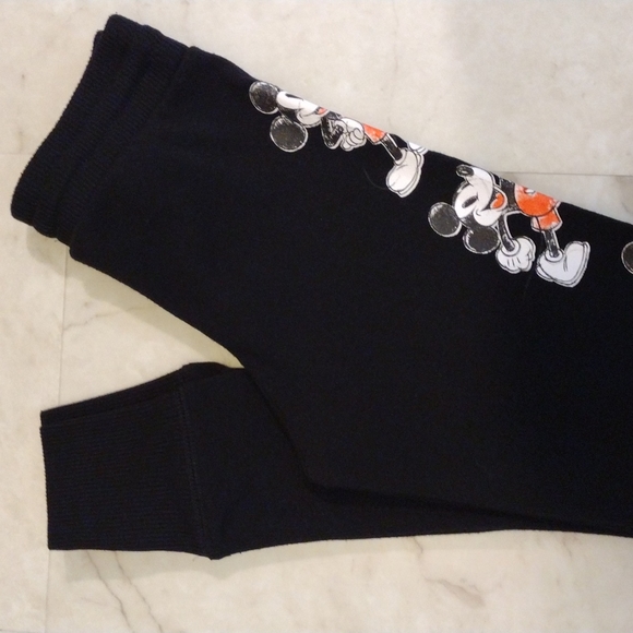 Disney | Pants & Jumpsuits | Disney Mickey Jogging Pants | Poshmark
